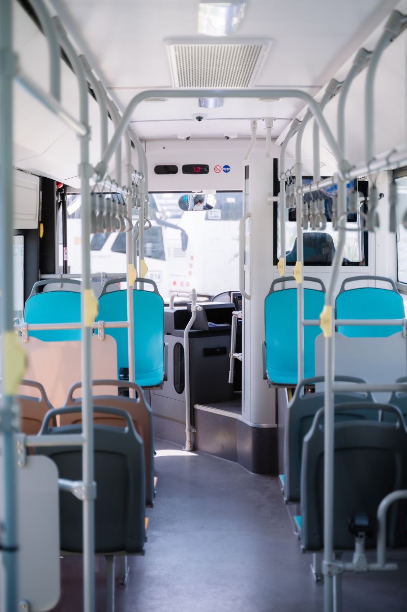 ไทยแสงเจริญฯ เปิดตัวรถบัสไฟฟ้า Farizon C10E ผนึก สถาบัน SIIT ธรรมศาสตร์ ...