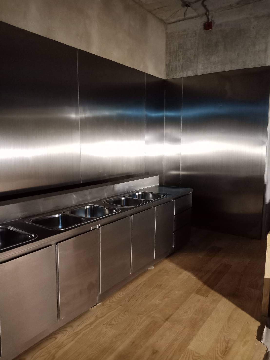 ไอเดียห้องครัวสวย ๆ ทนทาน ใช้งานสะดวกสบาย