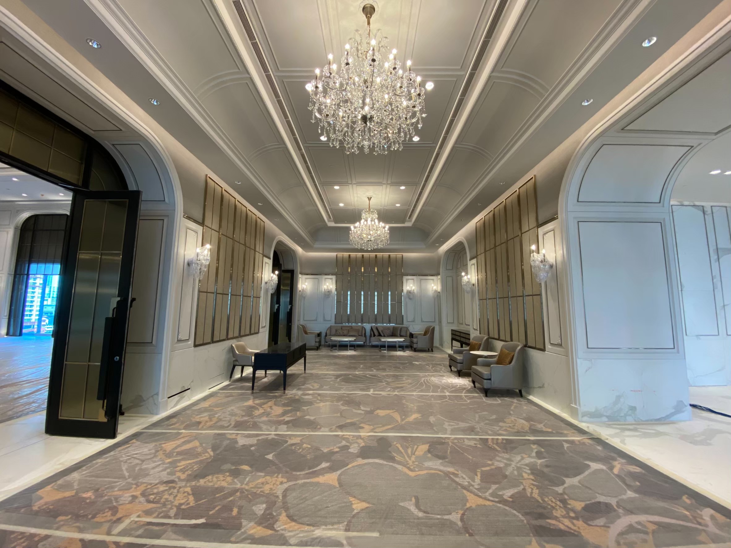 12 ไอเดียตกแต่งผนังสวย ๆ เปลี่ยนบ้านของคุณให้โดดเด่น