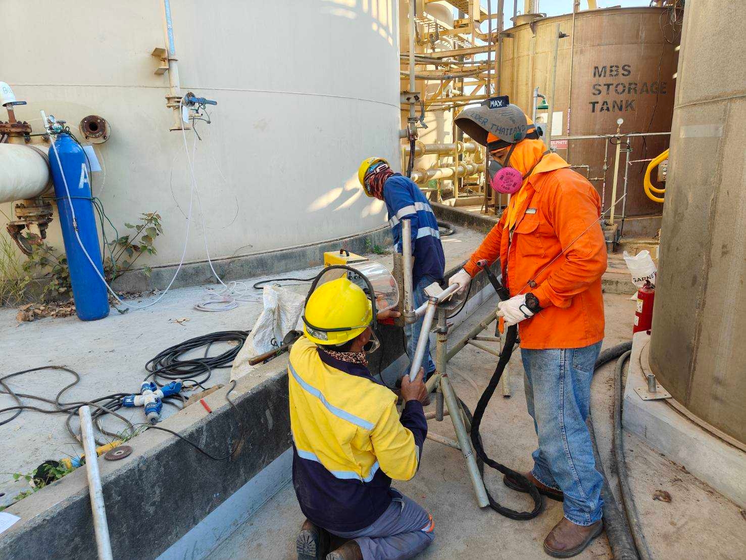 BCC Piping Services - beecece