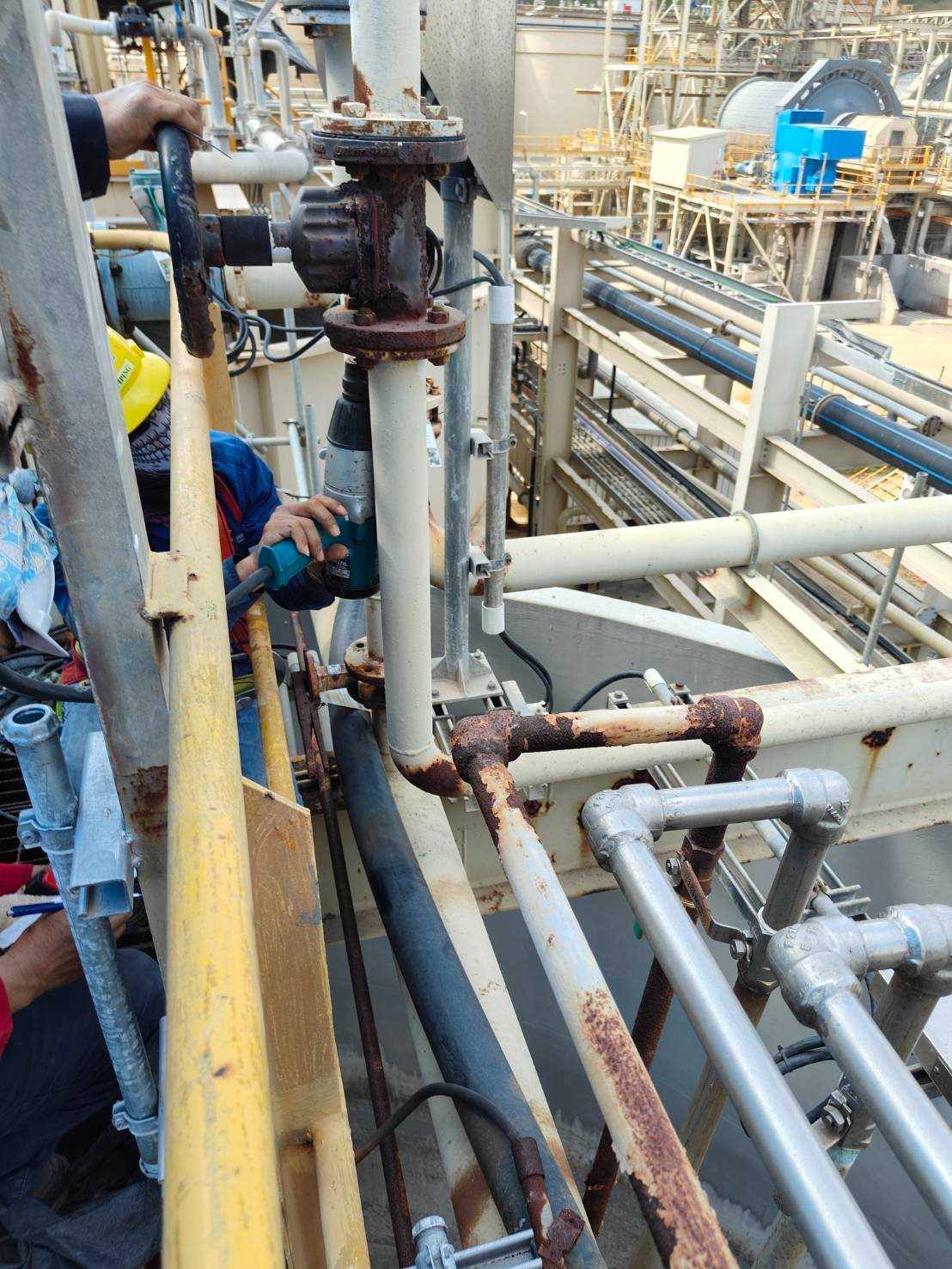 BCC Piping Services - beecece