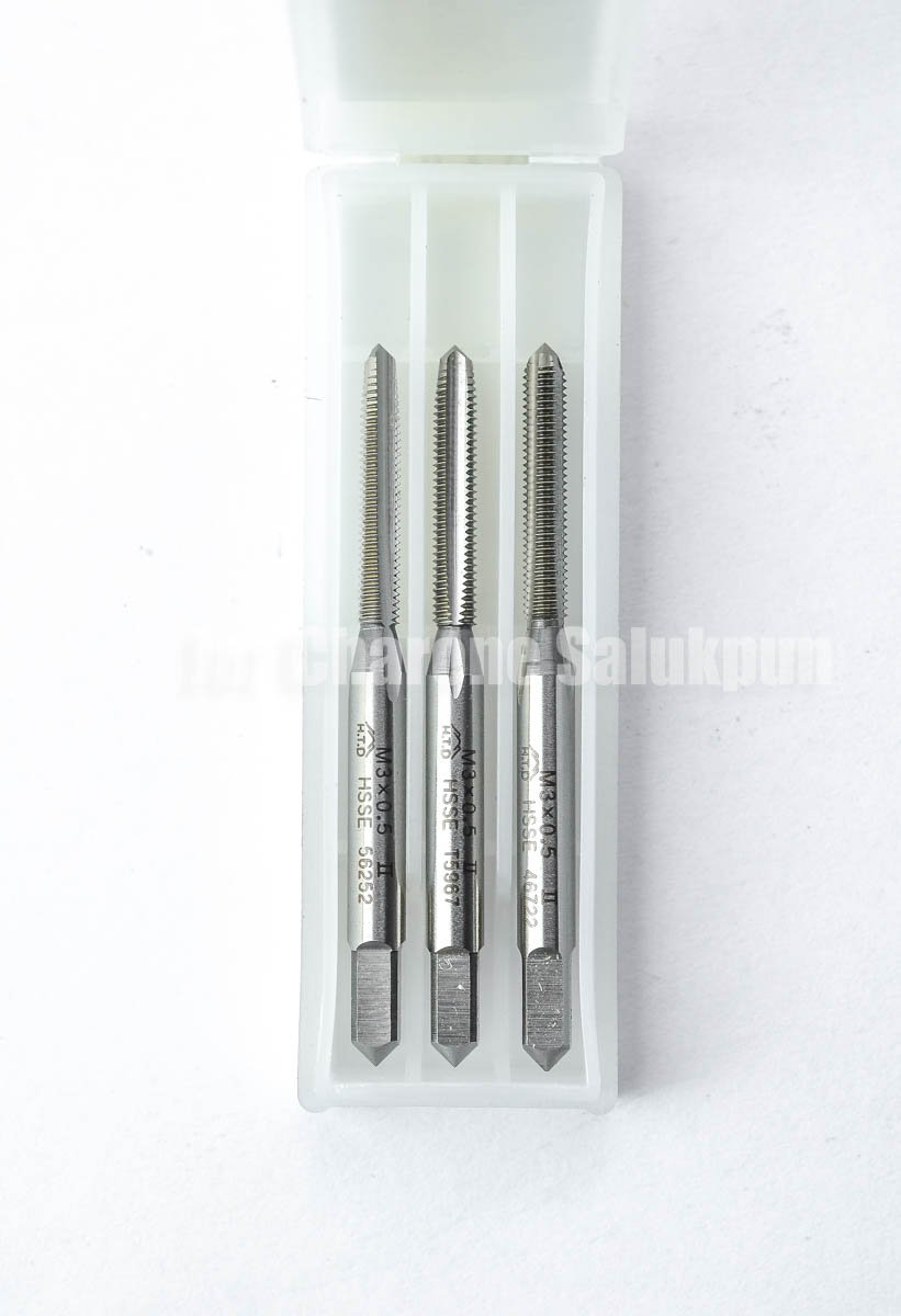 ดอกต๊าปเกลียวสแตนเลส 3 ตัวชุด M3x0.5 ญี่ปุ่น