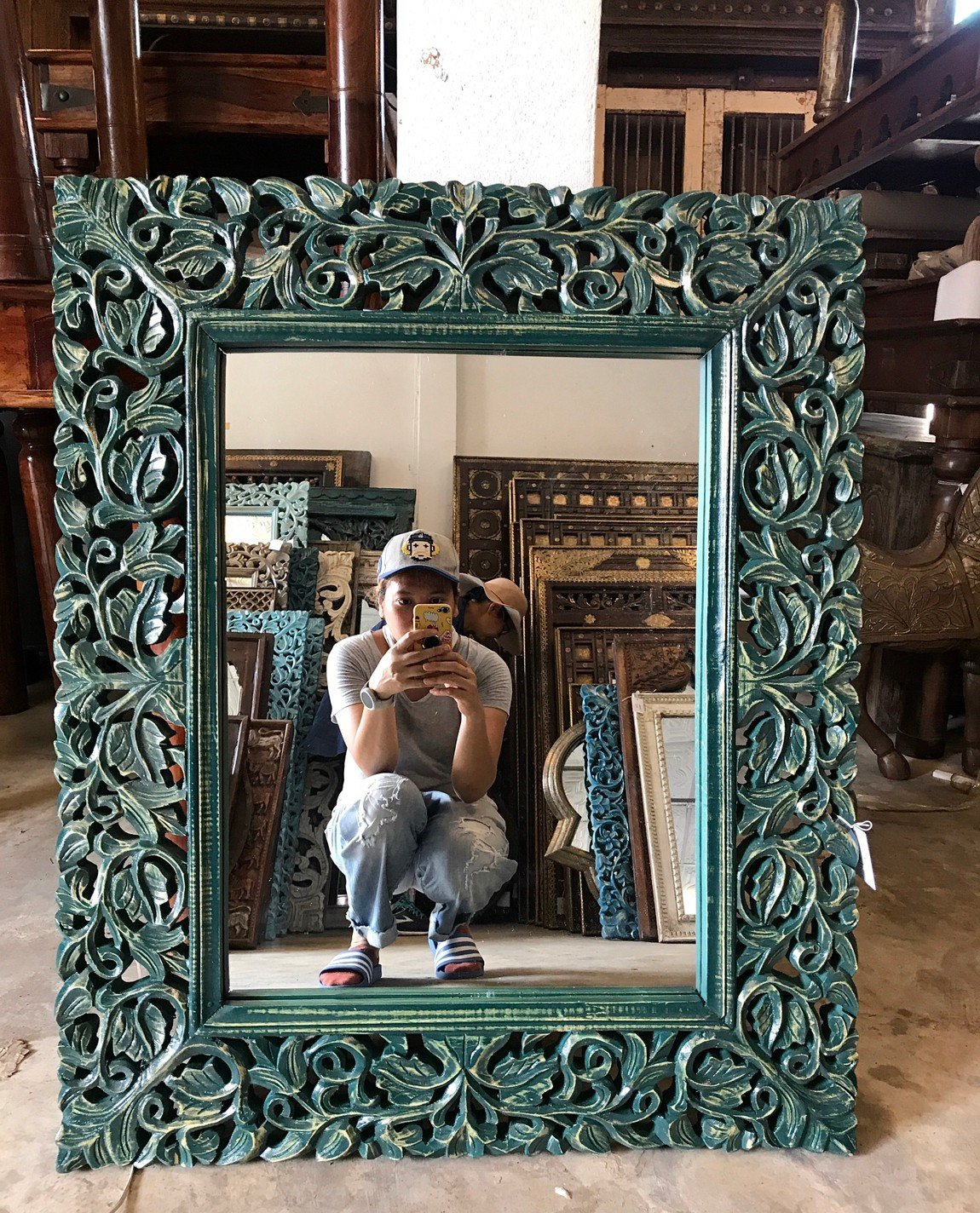 MR73 Caved Mirror Frame in Turquoise Color - kamalaantique