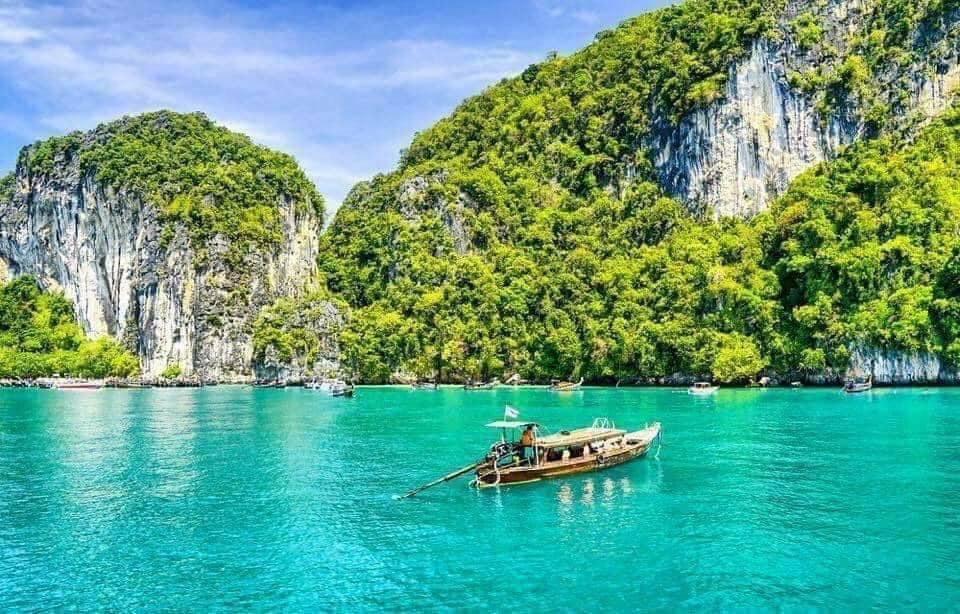 A039 : Phi Phi 4 Islands 9 Points - andamanluxury