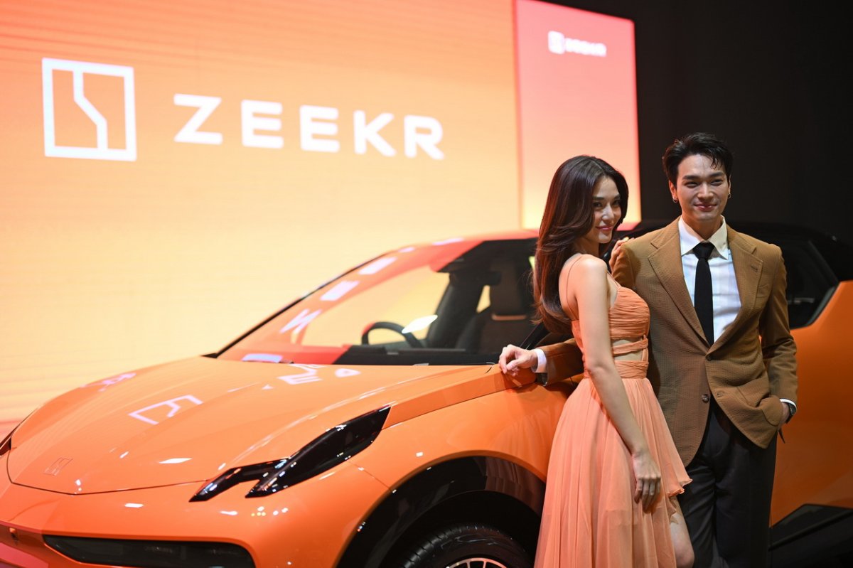สีสันงานเปิดตัว ZEEKR X ที่ปลุกเร้าประสาทสัมผัสทั้ง 5 สุด อิมเมอร์ซีฟ - ev-roads