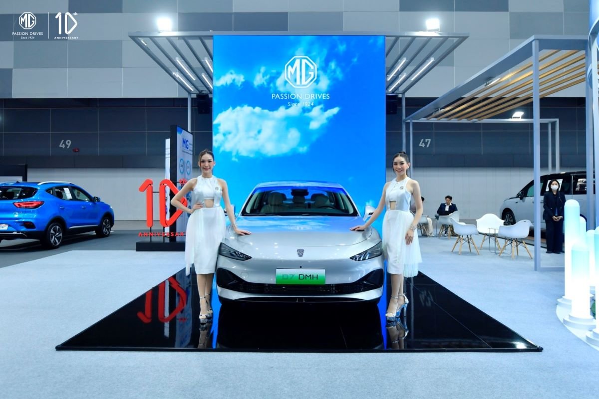 MG โชว์ตัว ROEWE D7 DMH ขุมพลังปลั๊กอิน-ไฮบริด วิ่งน้ำมันxไฟฟ้าได้ระยะทางสูงสุด 1,400 กม. ครั้ง ...