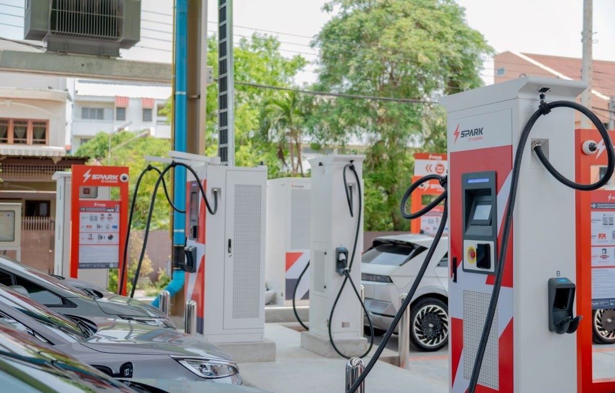 บางจาก เปิดสถานีชาร์จ Spark EV Charging จำนวน 8 ช่องจอด ในเฟส 1 Soft Opening ณ The Chlorophyll ...