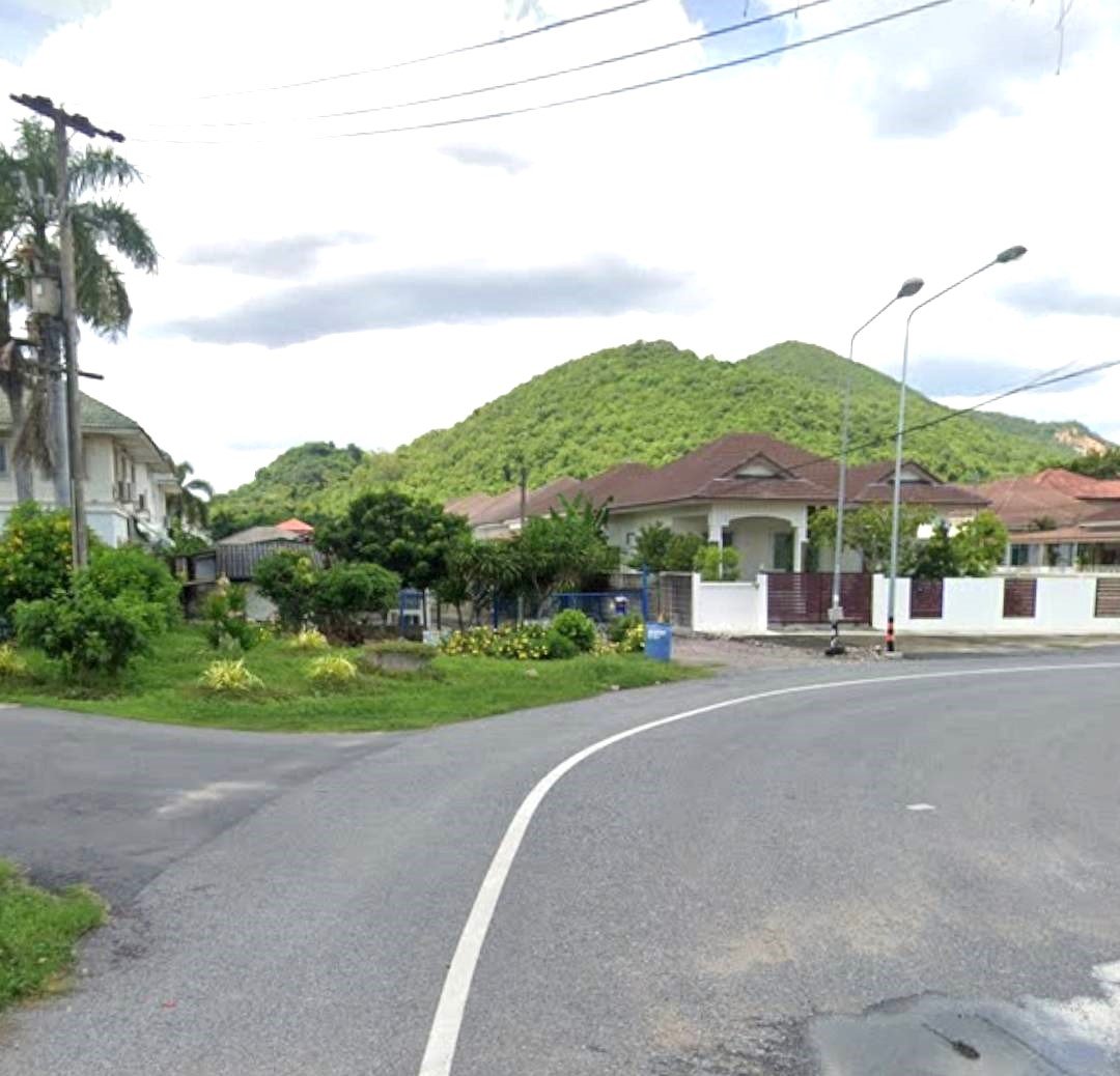 Best Price! !! Great Location!! Near to the beach! Located on Sukhumvit ...