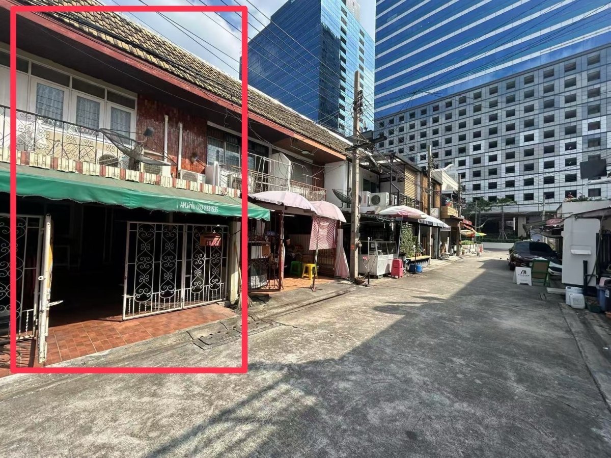 位置好，随时可做生意！出售2层联排别墅16平方哇，Rasa Tower对面