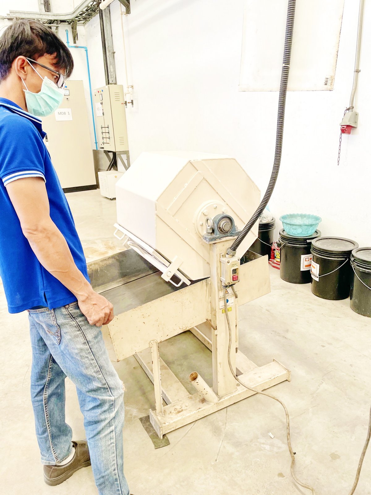 Rubber liner coating of Barrel machine