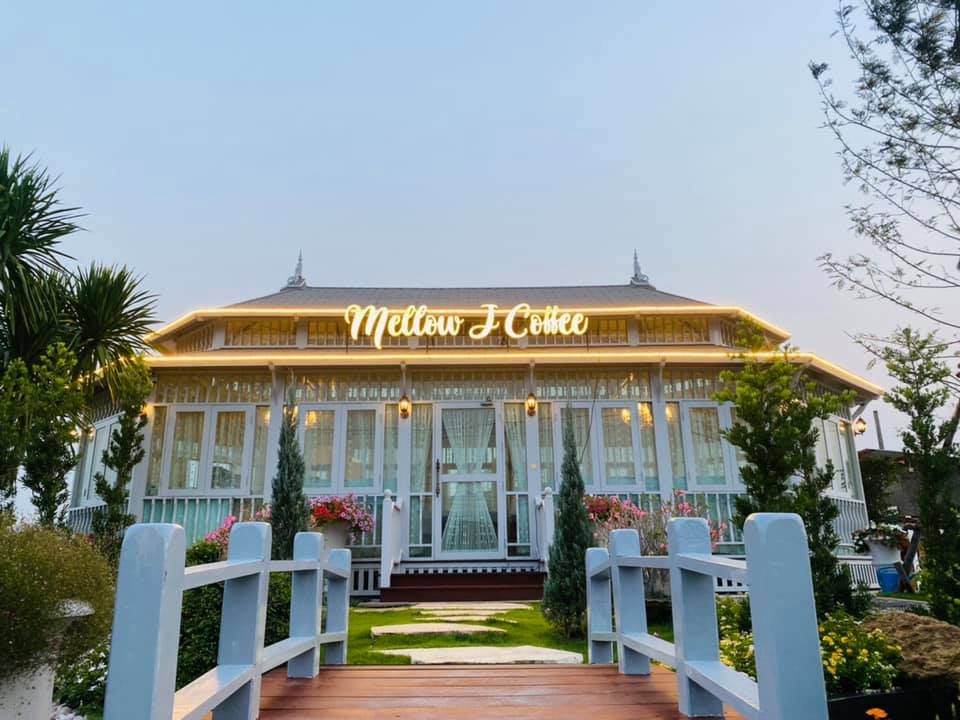 รีวิวเครื่องทำน้ำแข็ง | Mellow J Coffee - เครื่องทำน้ำแข็งเจ็นไอซ์ - genicethailand