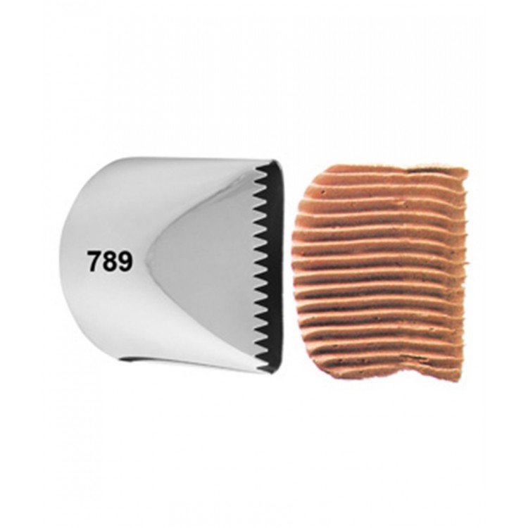 418-789 Wilton CARDED TIP 789 CAKE ICER - bakeryland