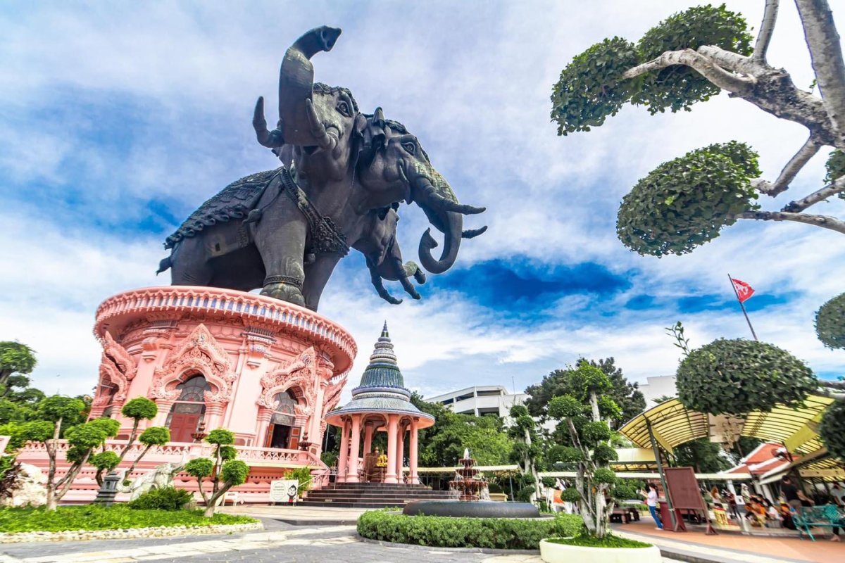 006PVT Erawan Museum + Ancient City + Buffet Lunch + Guide