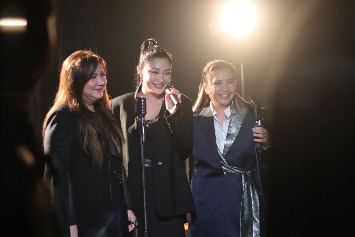 “GMM SHOW” เผยเบื้องหลังสุดประทับใจของพี่น้องศิลปินต่างค่าย - newshere28