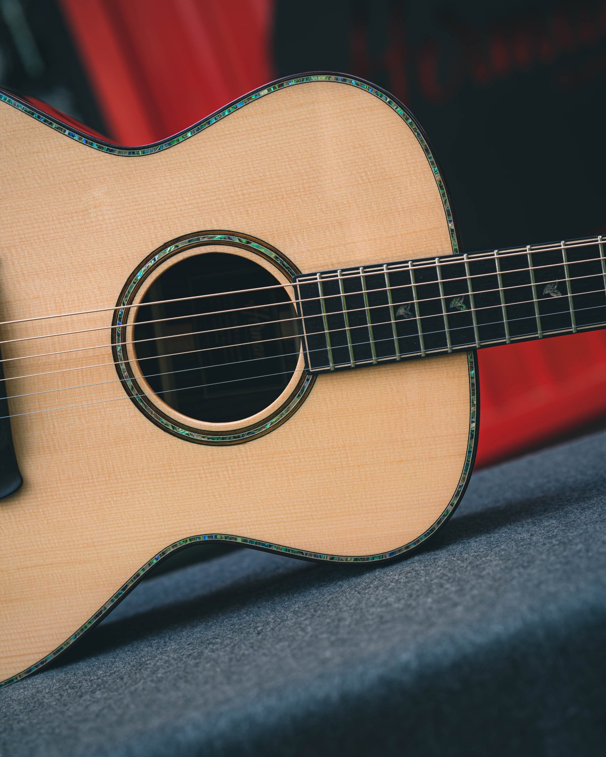 กีตาร์โปร่ง Herman Acoustic Guitar