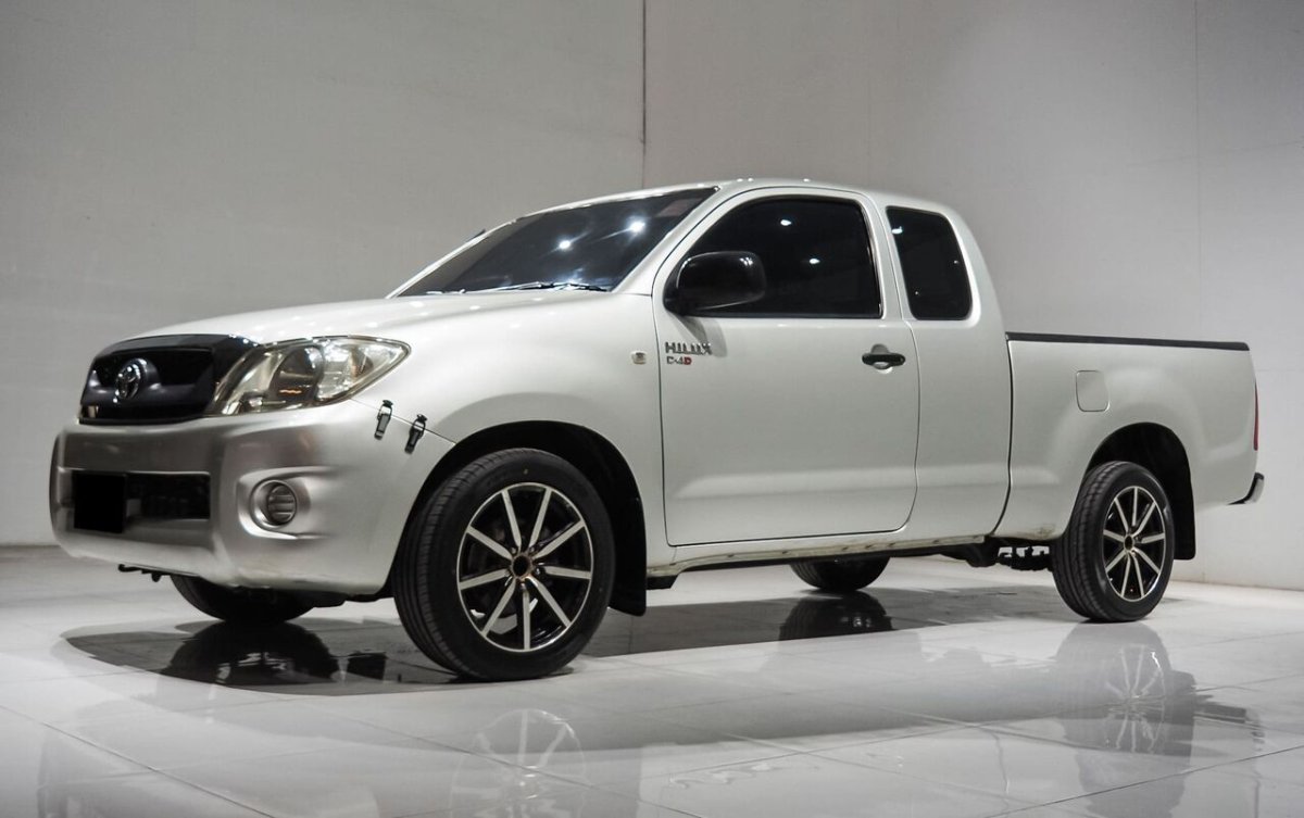 TOYOTA VIGO SMARTCAB 2.5 J 2010 (M/T) - sompochcarcenter