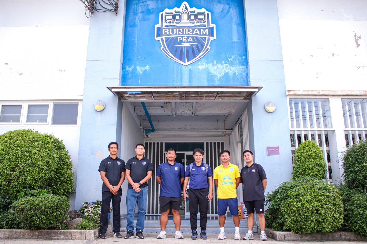 สมาคมฯ เยี่ยมชม พร้อมแลกเปลี่ยนแนวทางพัฒนาเยาวชนกับ บุรีรัมย์ ยูไนเต็ด ...