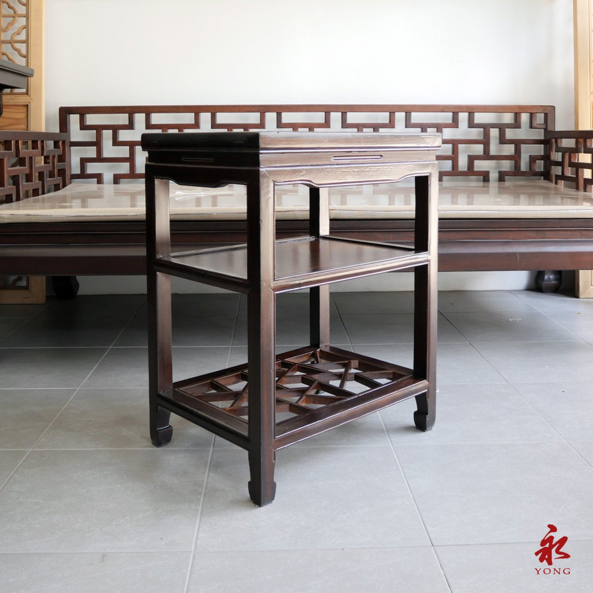 โต๊ะข้างไม้จีนคลาสสิค Chinese style side table