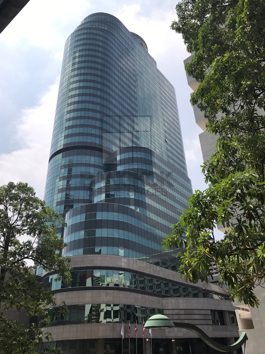 PRESIDENT TOWER | เพรสซิเด้นท์ ทาวเวอร์ - bangkokoffice