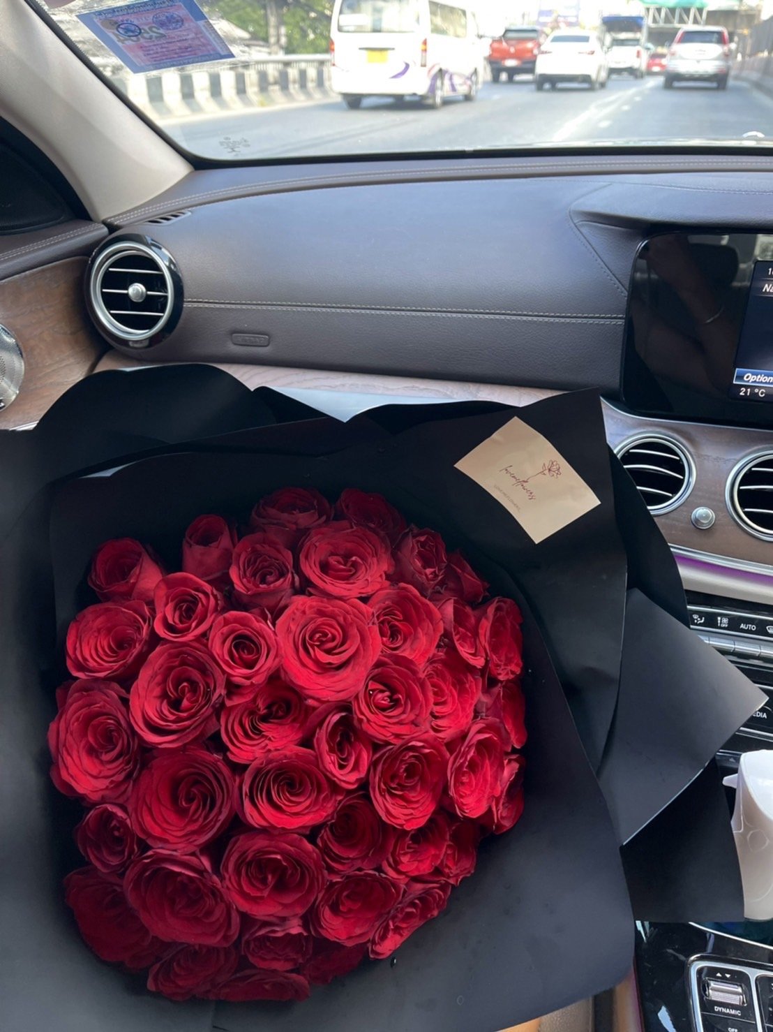 50 Red Roses Bouquet - lovemeflowers