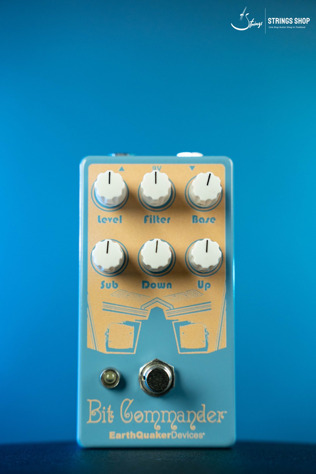 EarthQuaker Devices Bit Commander V2 Analog Octave Synth Pedal Pastel Blue
