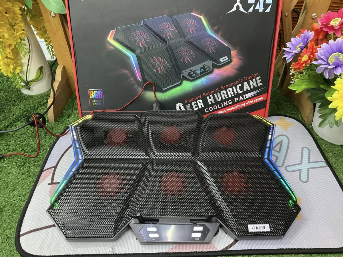 OKER พัดลมระบายความร้อน พัดลม 6 ตัวช่วยระบายความร้อนได้อย่างเต็มประสิทธิภาพพร้อมไฟ รุ่น X747 ...