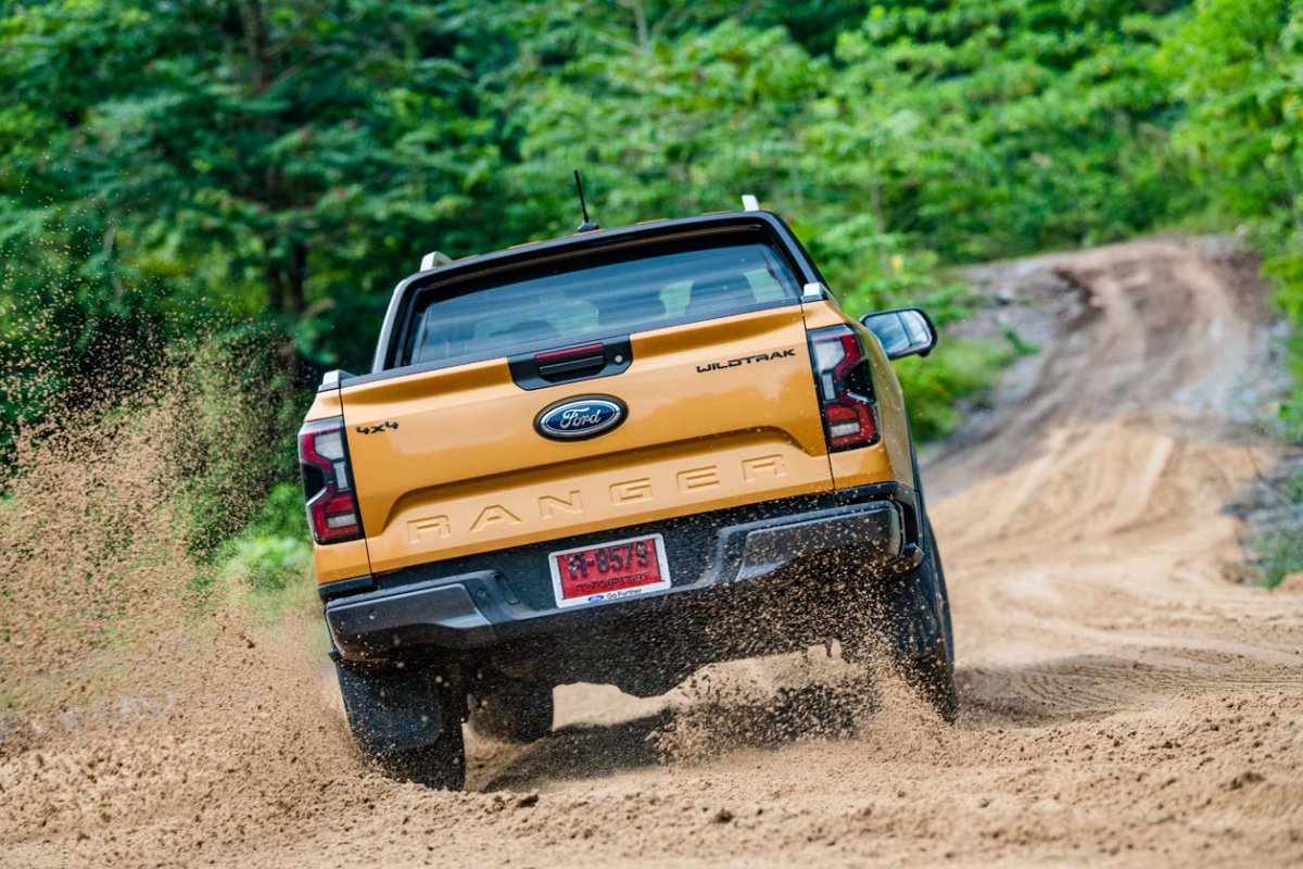 Next Gen Ford Ranger หน้าตาหล่อเหลา..เด็ดที่ระบบขับเคลื่อน