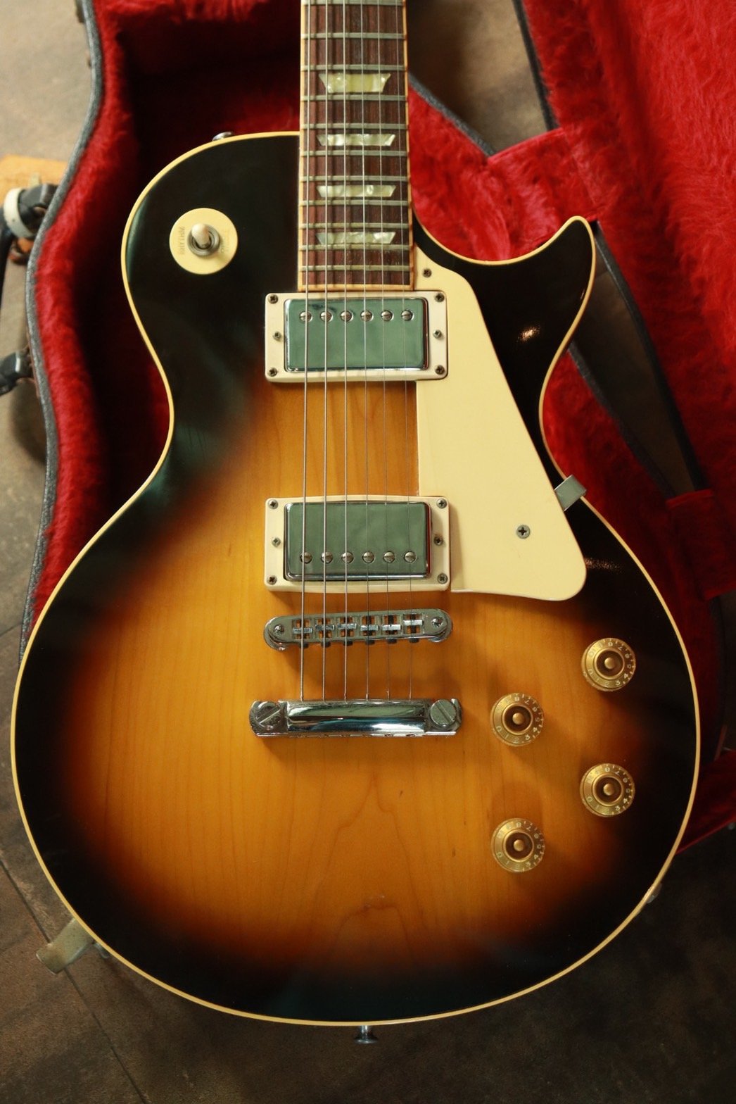Gibson Lespaul Standard Tobacco Burst 1980 (4.5 kg) Original Tim Shaw Pu
