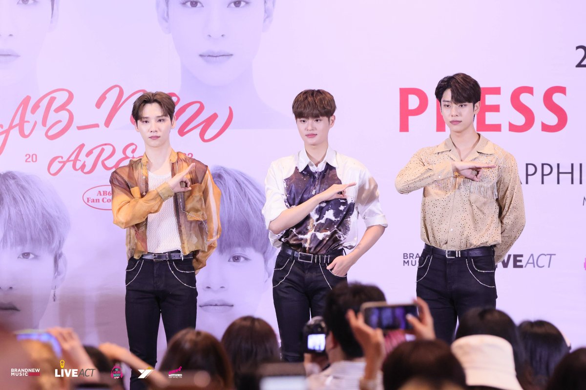 AB6IX ชม ABNEW ไทย "ปังมาก" พร้อมเผย "เตรียมโชว์มาแบบจุกๆ" ในงานแถลงข่าว 2022 AB6IX FAN CONCERT ...