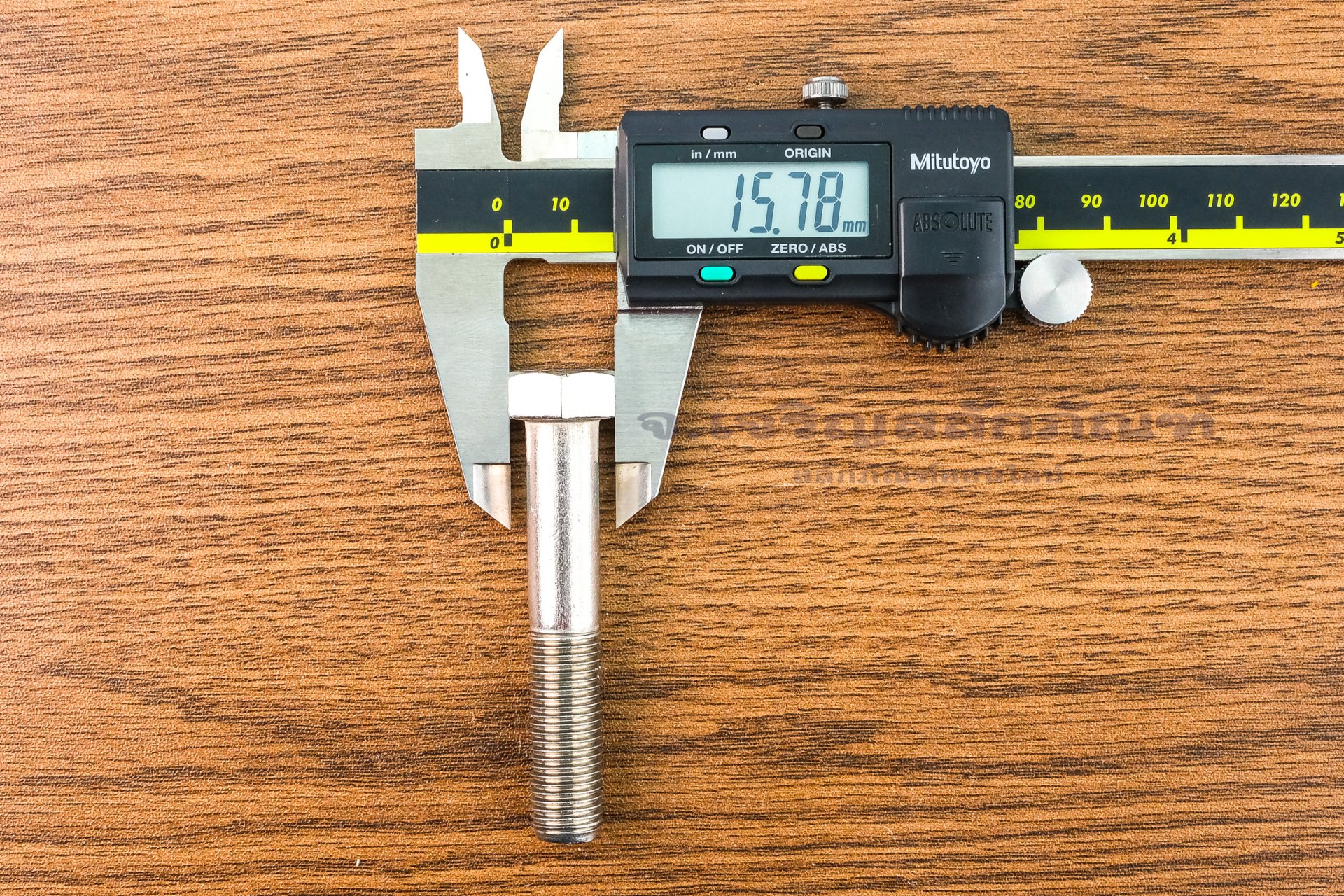 น็อตหัวเหลี่ยมสแตนเลส Stainless Steel Hex Bolt 7/16"x2.1/2" เกลียว 20 ...