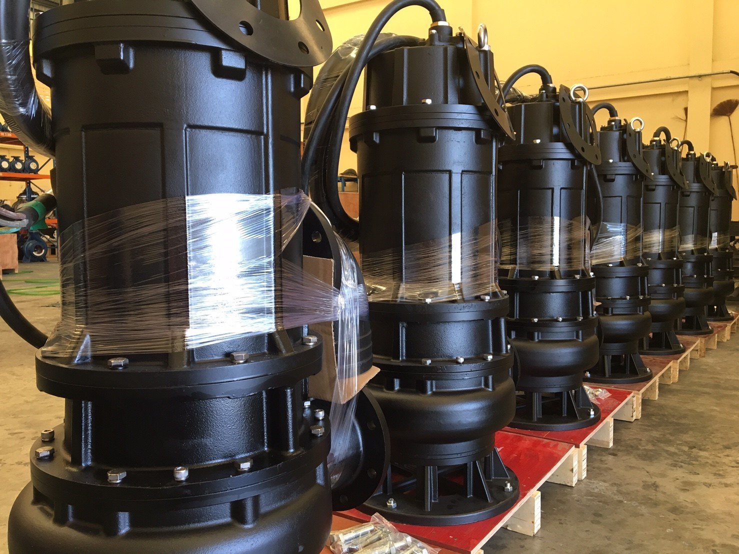 Submersible Pump ปั๊มจุ่มอุตสาหกรรม