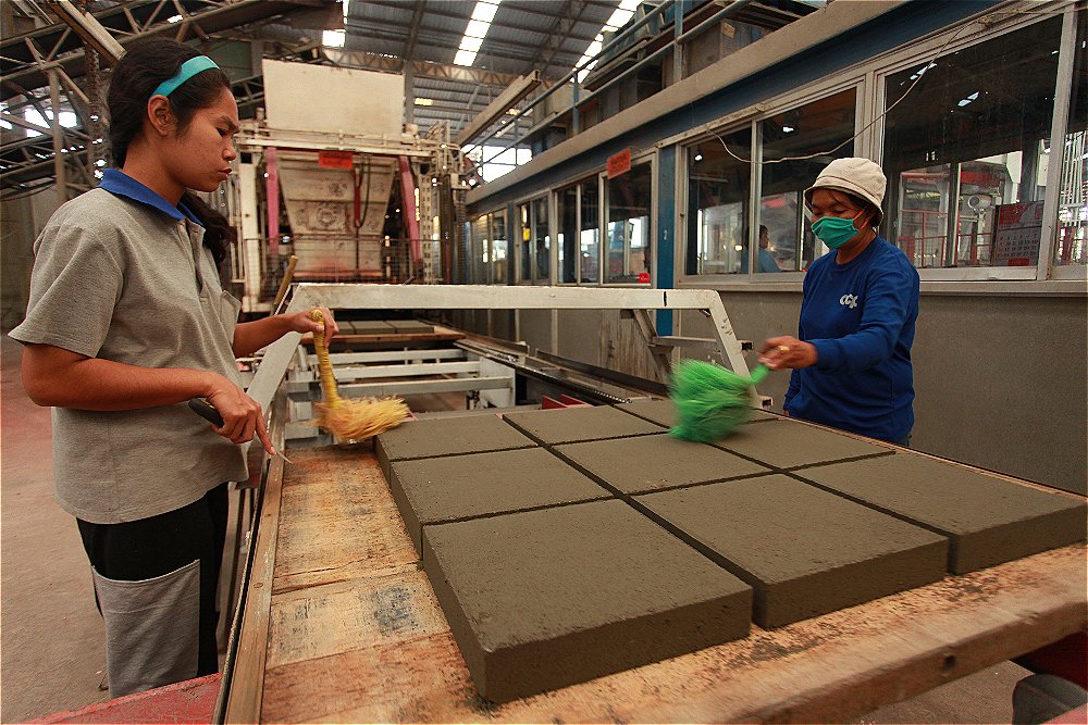 แผ่นทางเท้า มอก.378-2531 CONCRETE FLOOR TILE - ccp