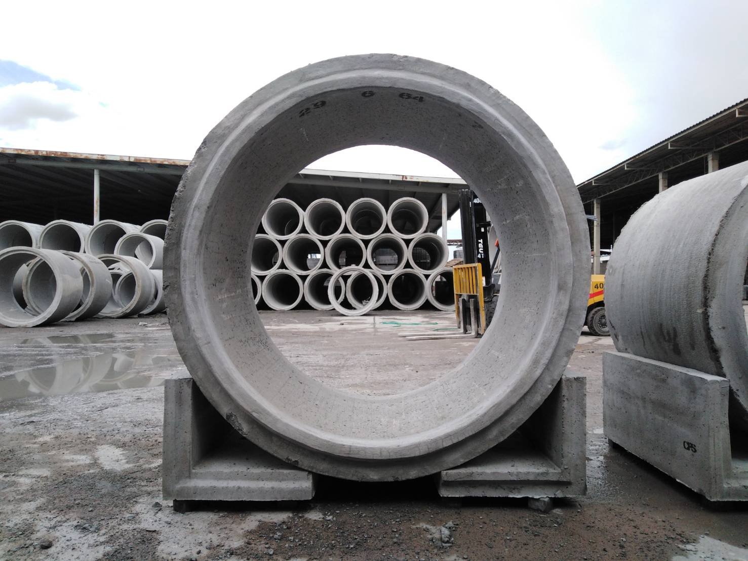หมอนรองท่อสำเร็จรูป CCP ,Concrete Pipe Supportors , Concrete pipe ...