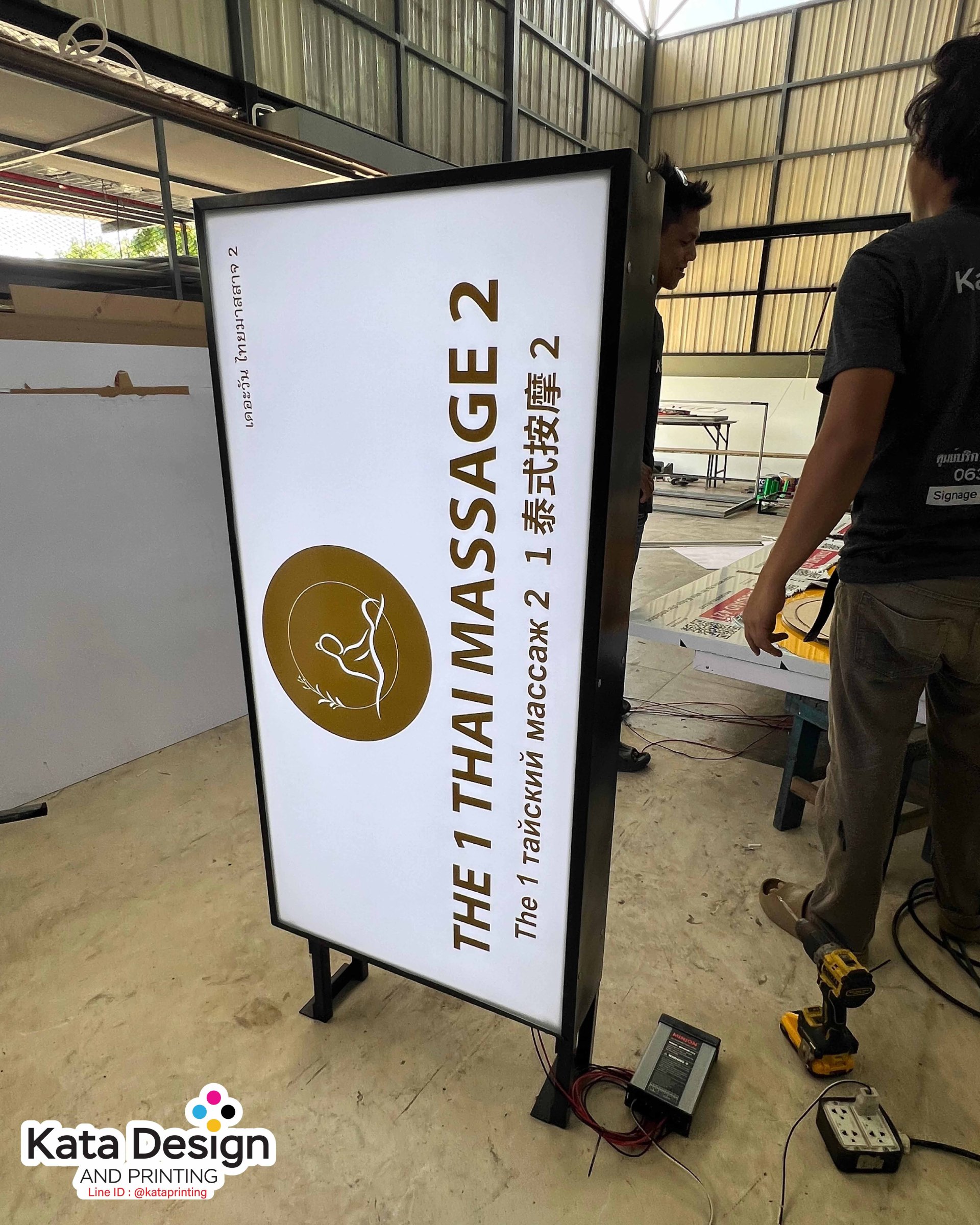 High-Quality Custom LED Lightbox Signs for Eye-Catching