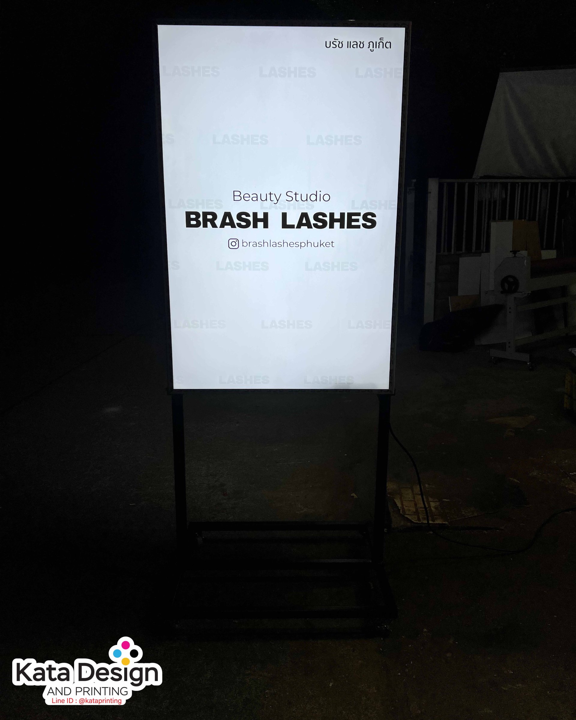 Standing Light Box Sign – LED Advertising Display for Shops