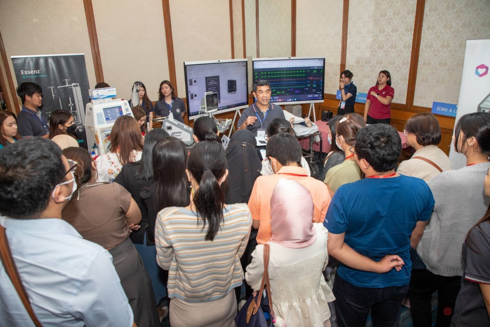 ศูนย์ความเป็นเลิศทางการแพทย์ด้านหัวใจและหลอดเลือด - pmdrj