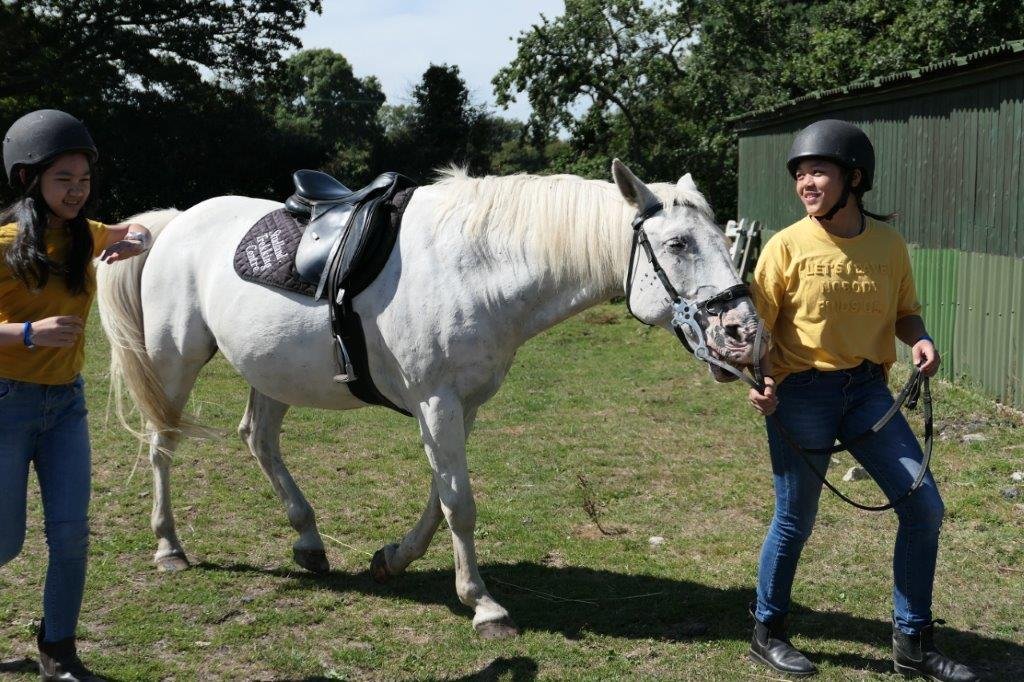 ซัมเมอร์อังกฤษ รอบนักเรียนอินเตอร์ Harrow House