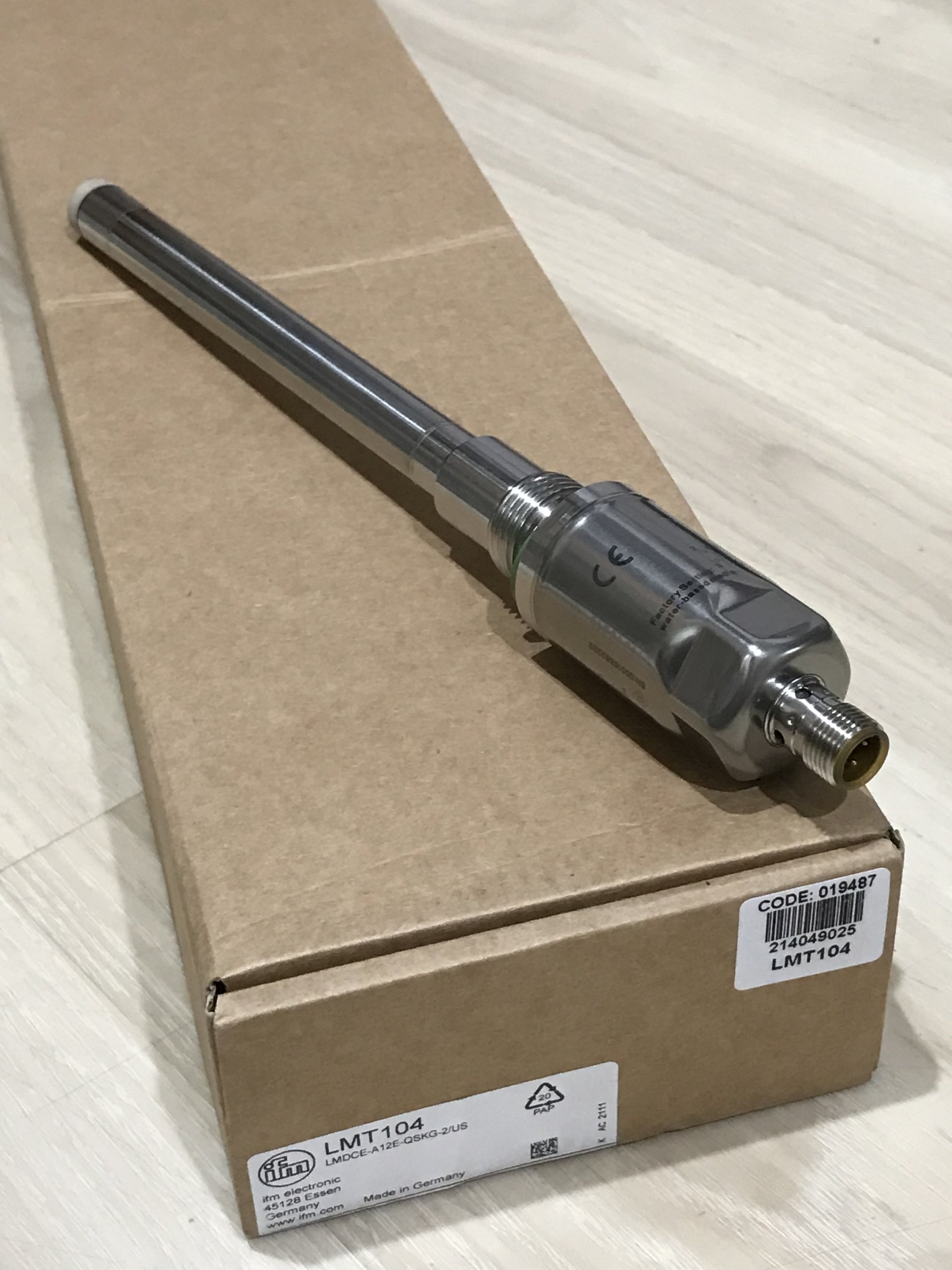 ifm LMT104 เซนเซอร์วัดระดับ Sensor for point level detection LMT-104 @ ราคา - jtec-engineering