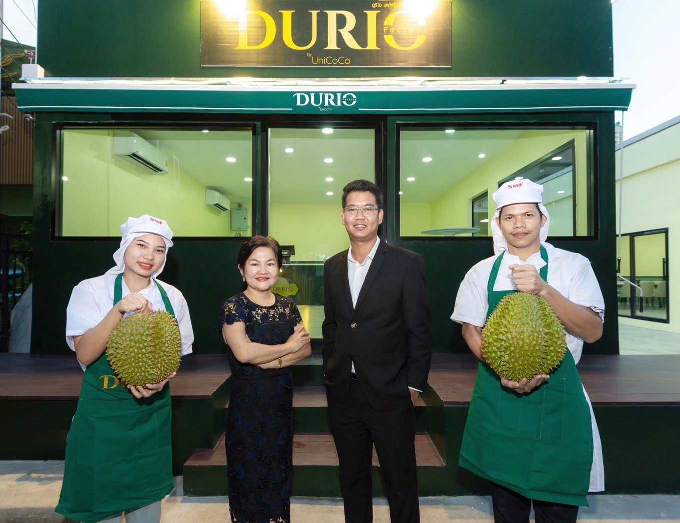 W เปิดตัวร้าน Durio Factory