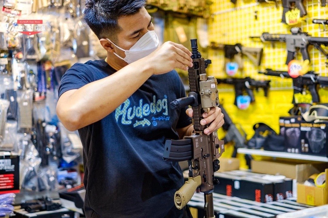 FARBBGUN Mega Plaza Sapanlek ปืนบีบีกัน ของเล่น Airsoft Guns